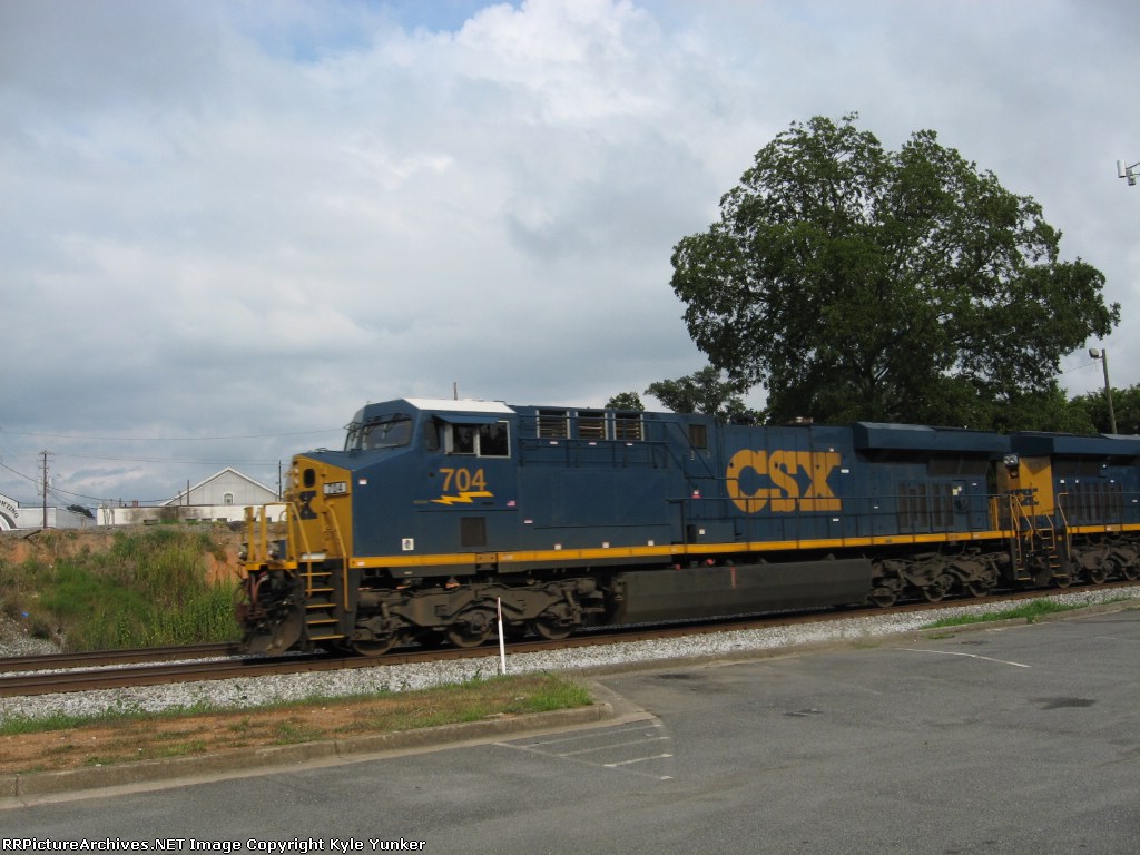 CSX 704